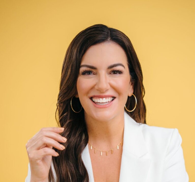 Amy Porterfield on How to Quit Your Job, Make Money & Change the World ...